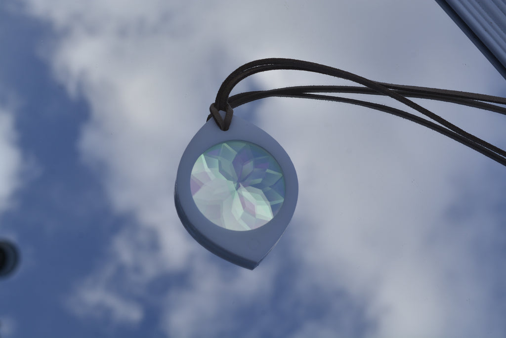 WHITE MAGIC KALEIDOSCOPE MONOCLE – FUTURE EYES