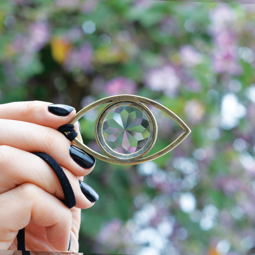 Golden Eye - 25mm Crystal Lens – FUTURE EYES