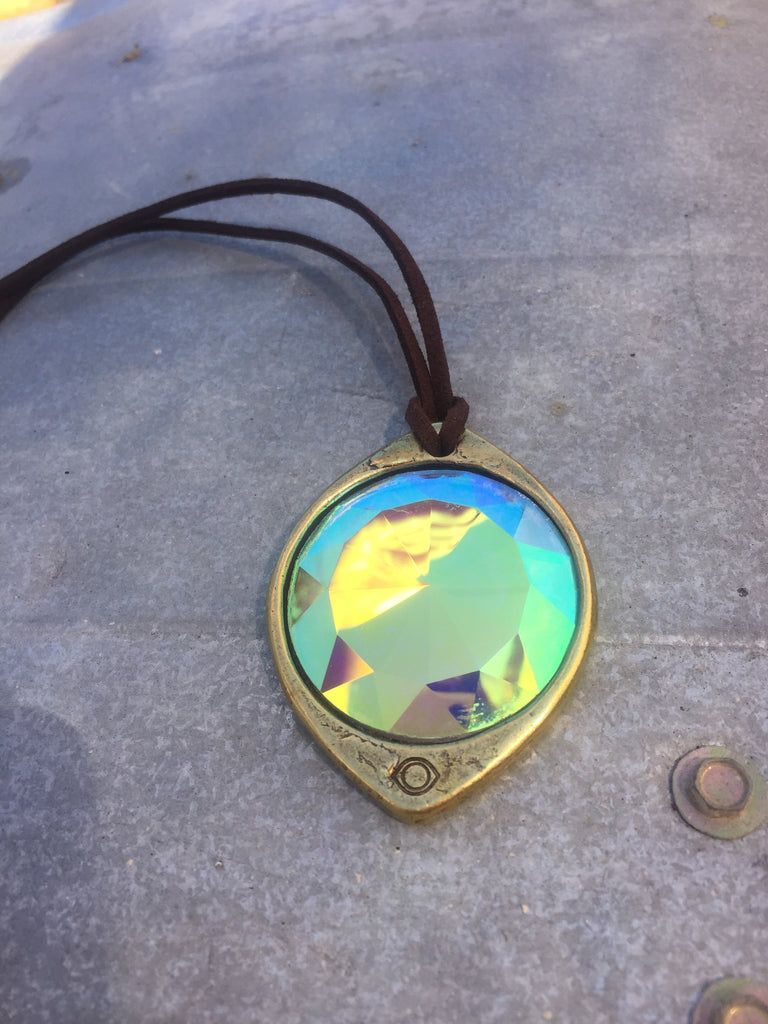 GOLDEN EYE - 40mm CRYSTAL LENS – FUTURE EYES